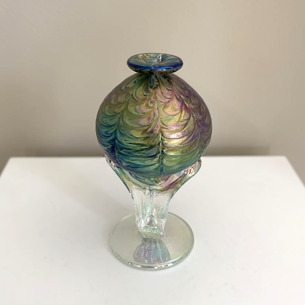 Callahan Mountain Oil Lamp in Peacock – New Morning Gallery