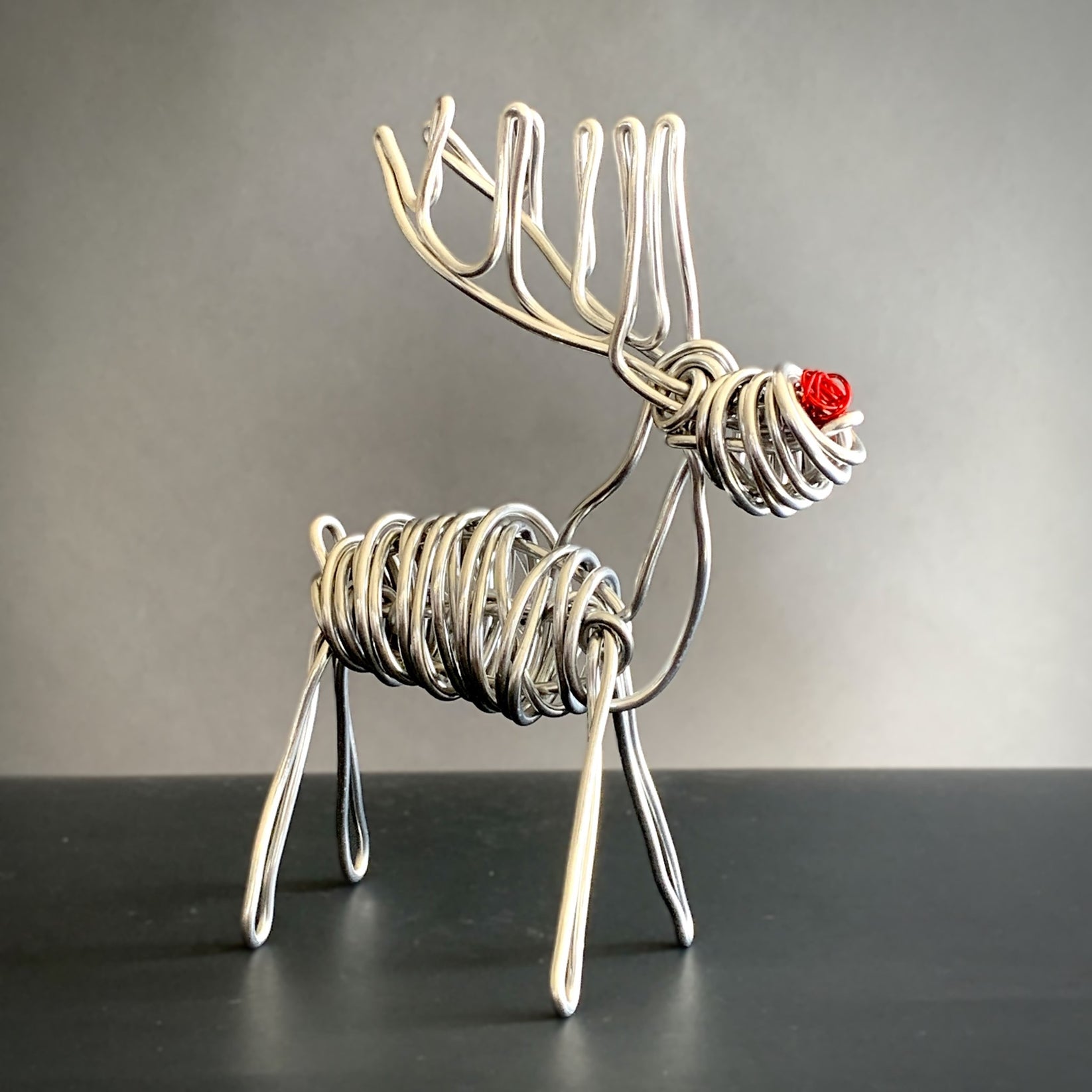 Drawn Metal Small Wire Reindeer – New Morning Gallery